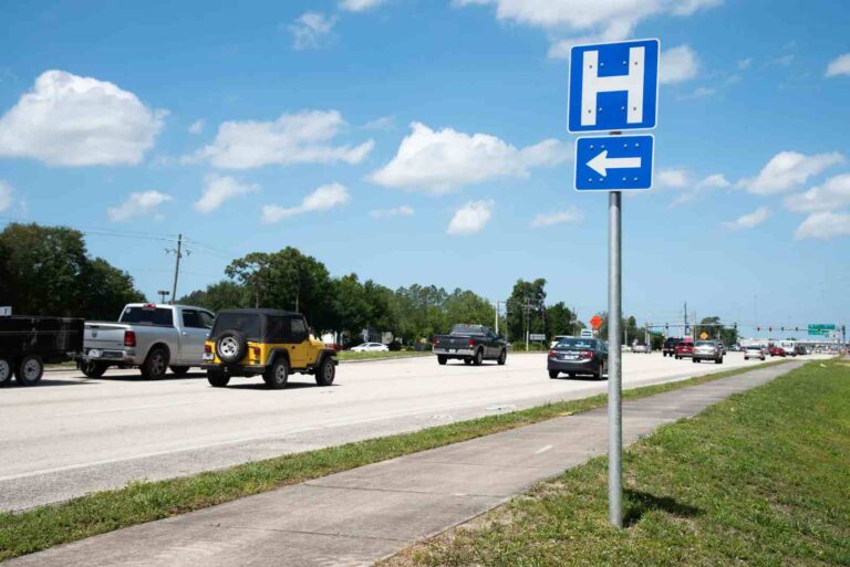 Complete Hospital Sign Guide: Tips, Types and Rules - Traffic Signs Test