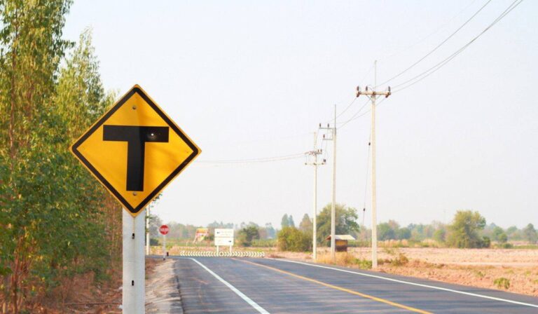 T Intersection Sign: Your Full Guide to This Key Road Warning - Traffic ...